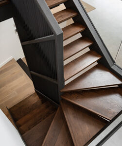 BARJAN line d.o.o. - stopnice za vsak dom